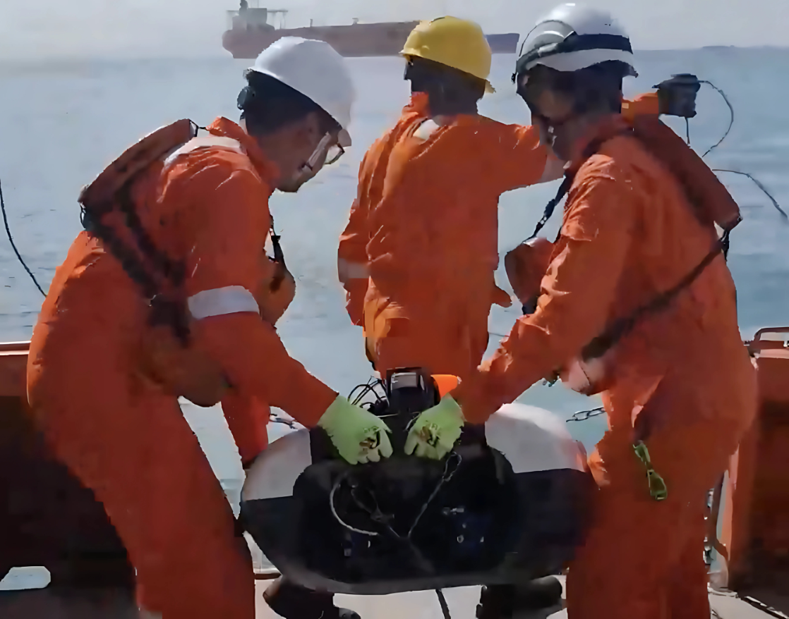 Hovering AUV’s Current-Fighting Capabilities Enhances Hull Inspections ...
